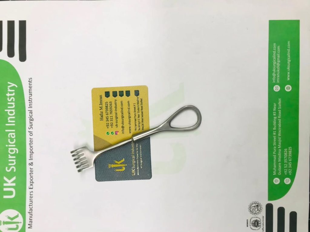 Volkmann Finger Retractor 4 1/2″ 3 prongs sharp ring handle – UK ...